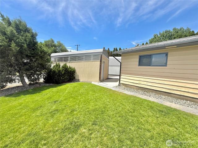 703 Sunrise Drive