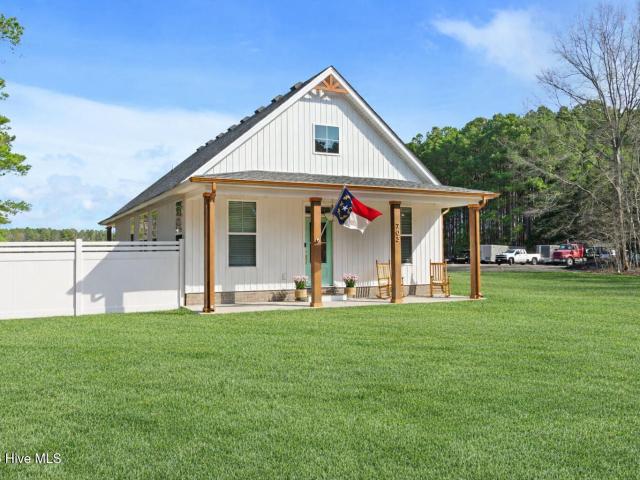 703 Poplar Neck Road