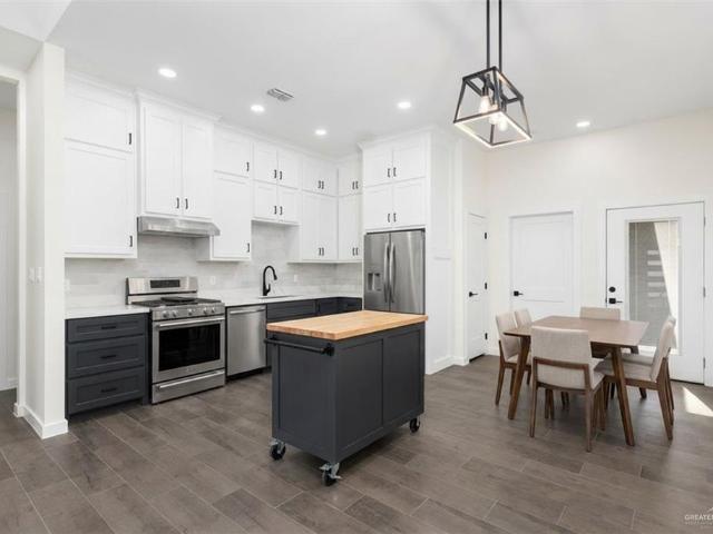 703 W 25th Street