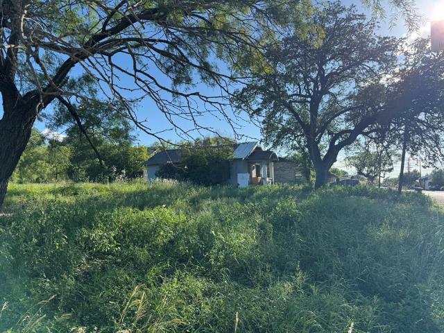 703 W 2nd St, Brady, TX 76825 | MLS #21207