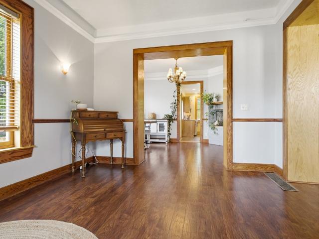 703 W Wood Street W