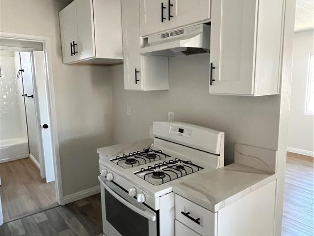 703 W Anaheim