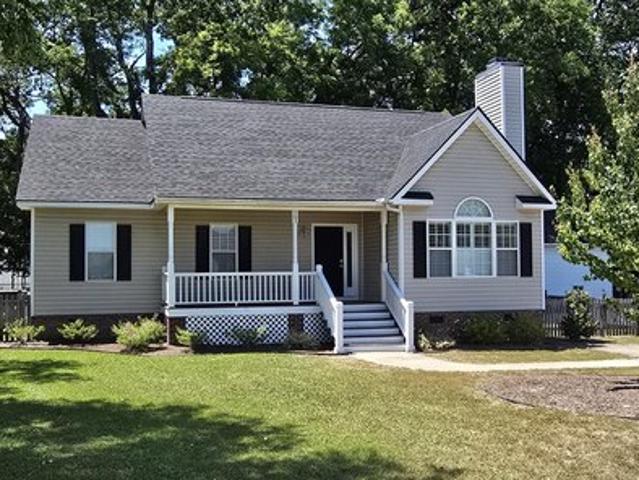 703 W Country Club Dr, Tarboro, NC 27886