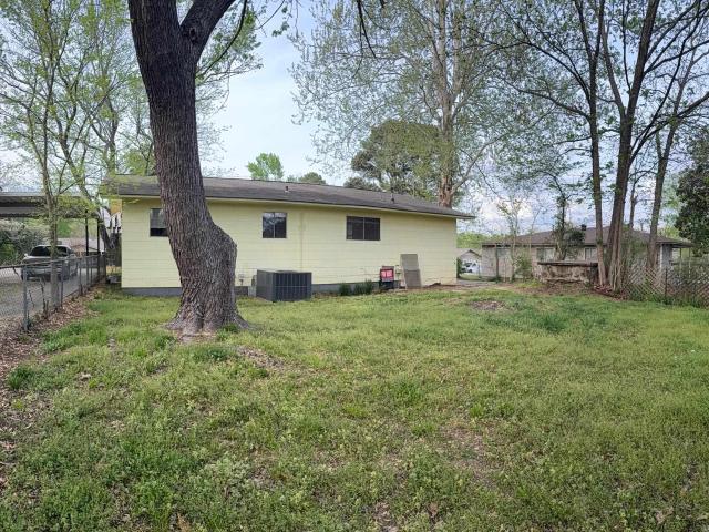 703 W Front