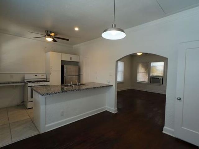703 W French Pl, Unit 4