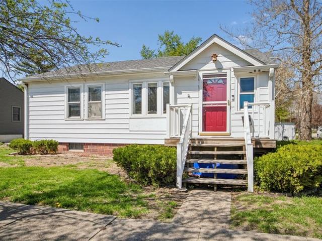 703 W North St, Winterset, IA 50273