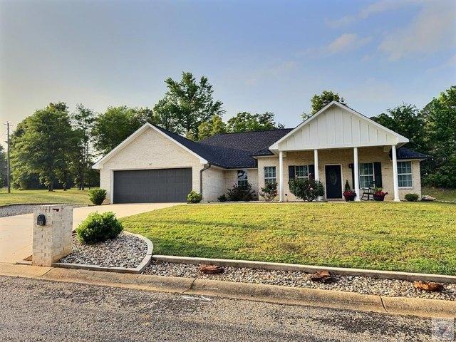 703 Willow Oak Dr, Atlanta, TX 75551