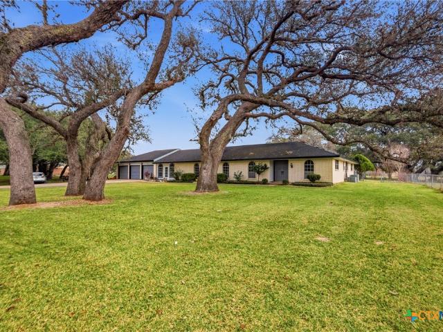 703 Tranquillo Dr, Victoria, TX 77905 | MLS #603543
