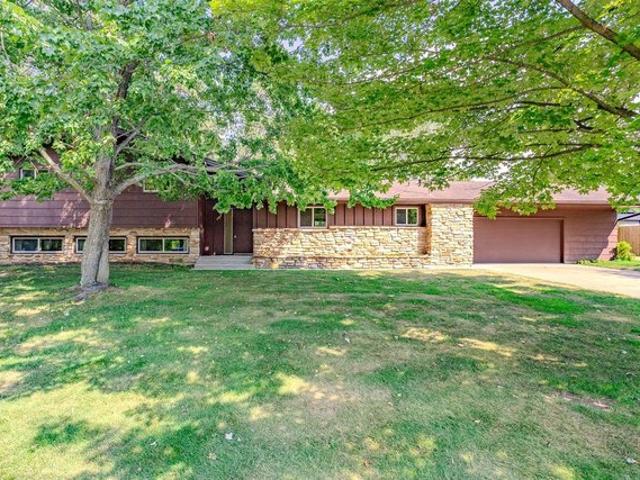 703 Urban St, Rothschild, WI 54474