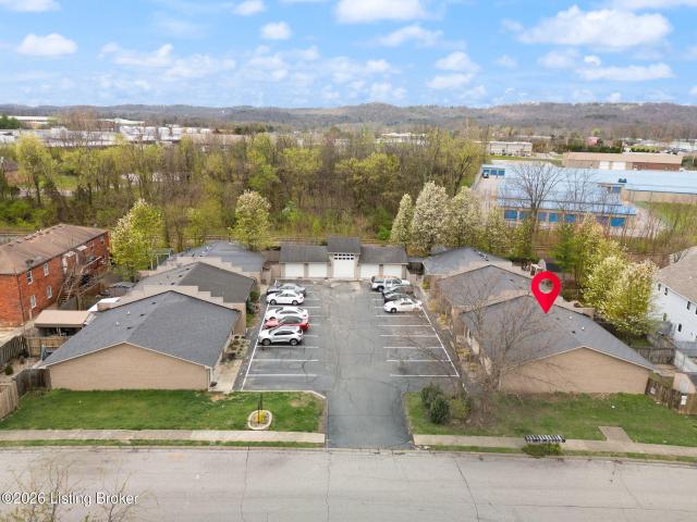 703 Victoria Ct