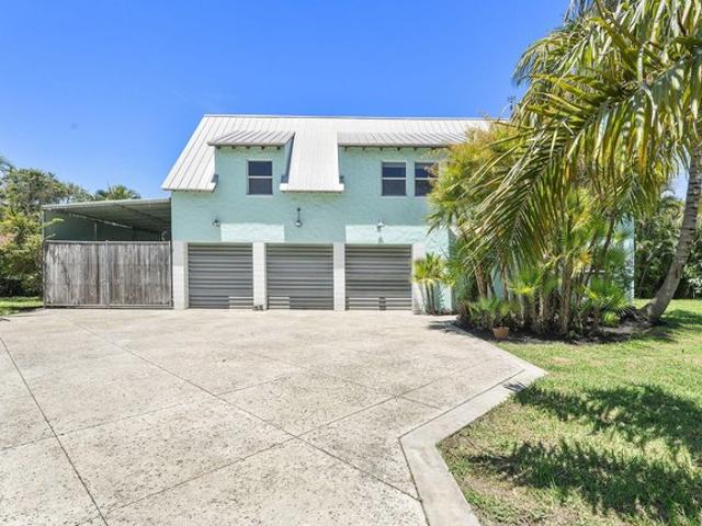 7044 Thompson Rd, Boynton Beach, FL 33426