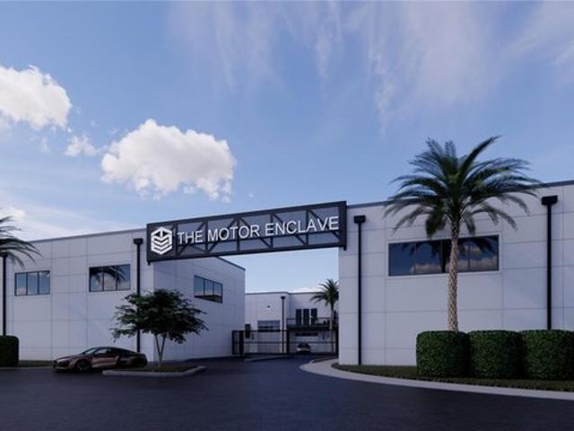 7045 N Tamiami Trl Unit 204, Sarasota, FL 34243