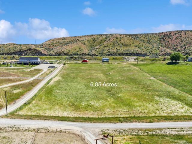 7045 Horse Haven Ln