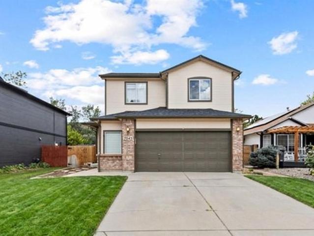 7045 Routt St, Arvada, CO 80004