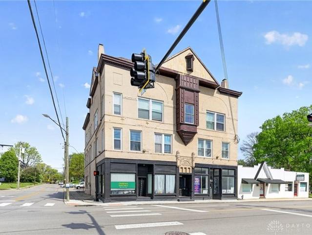 7045 7 Montgomery Rd, Silverton, OH 45236