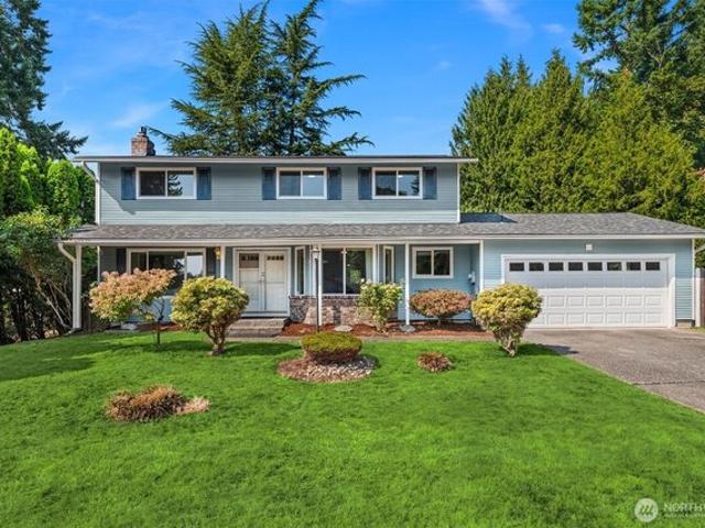 7046 NE 138th St, Kirkland, WA 98034