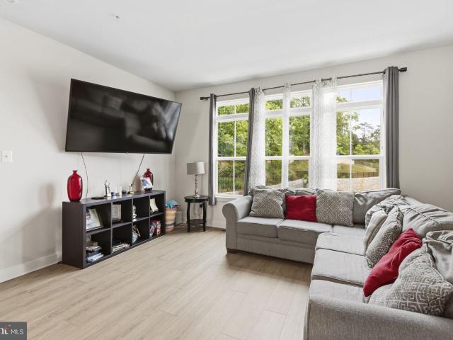 7046 Pramila Pl, Elkridge, MD 21075 | MLS #MDHW2066 | Compass
