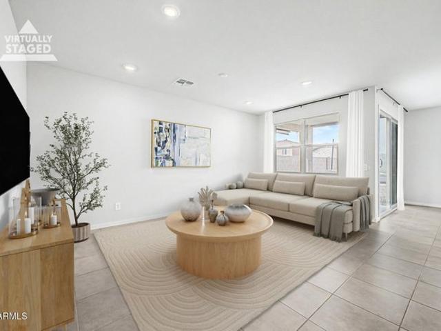 7046 W Allen St, Laveen, AZ 85339