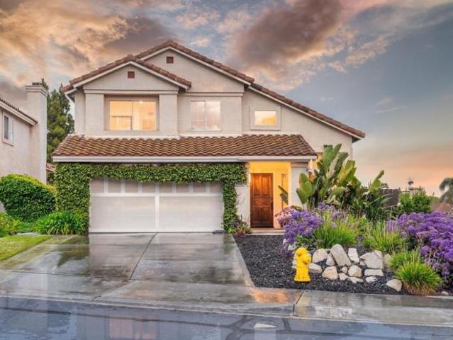 7046 Zubaron Ln, Carlsbad, CA 92009