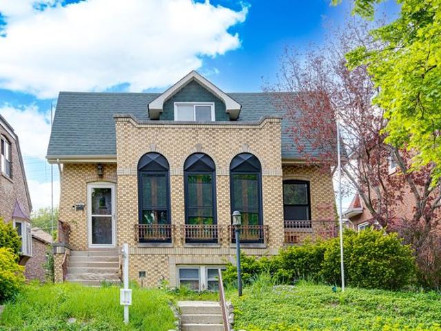 7047 N 26th Pkwy, Berwyn, IL 60402