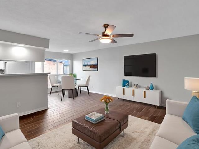 7047 Bissonnet St Apt 117, Houston, TX 77074