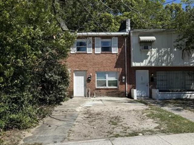 7047 Ken Knight Dr E, Jacksonville, FL 32209