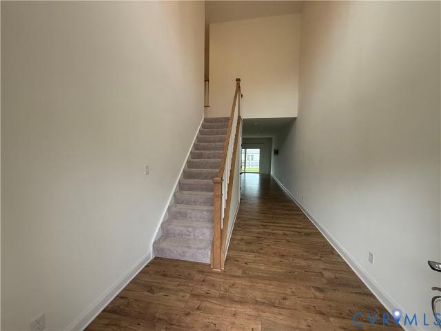 7048 dunton Road