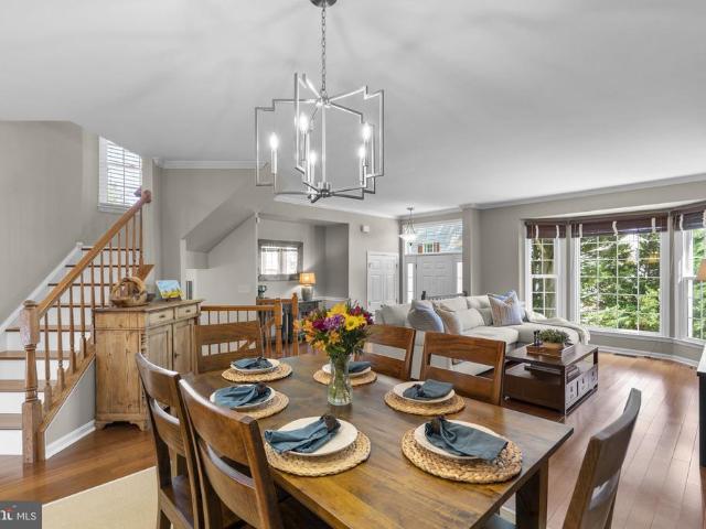 7049 Kings Manor Drive