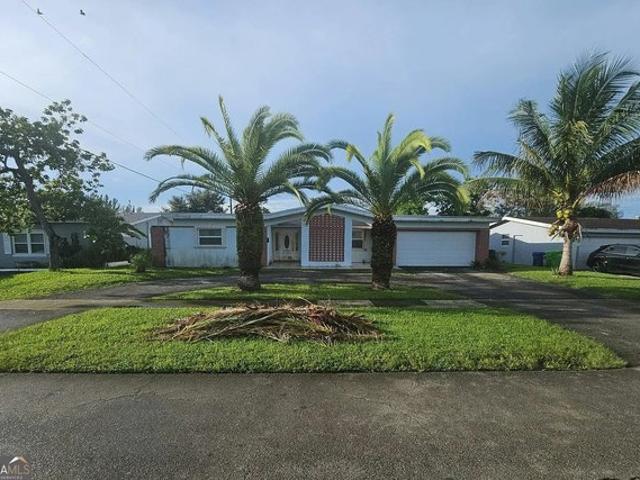 7040 NW 21st Ct, Sunrise, FL 33313