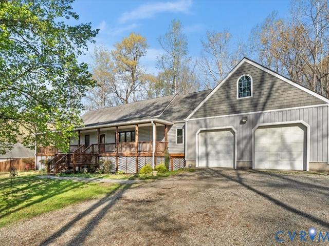 7040 Old Roxbury Road