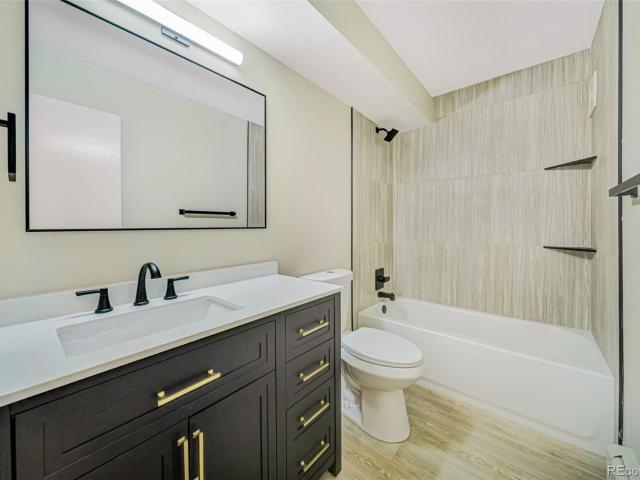 7040 E Girard Avenue # 210
