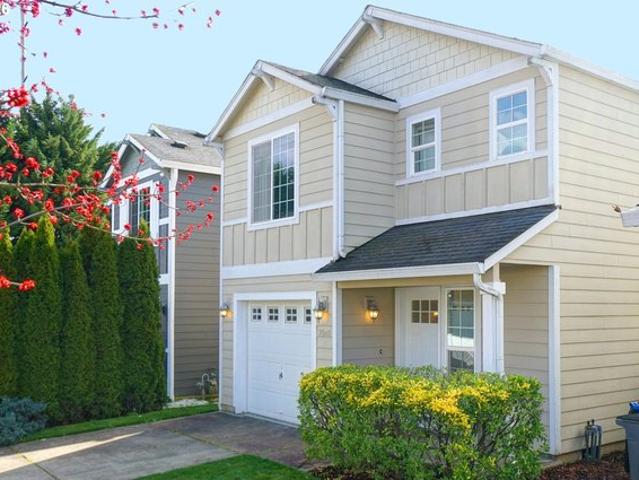 7041 NE 55th St, Vancouver, WA 98661