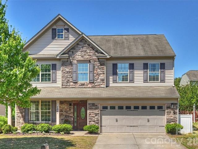 7041 Carnwarth Ln, Fort Mill, SC 29707