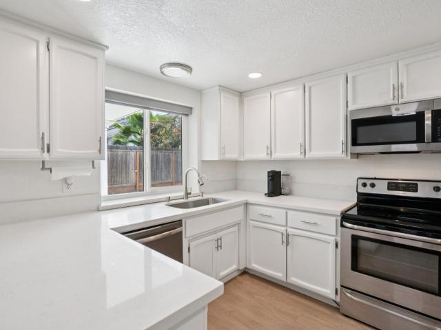 7041 Verdure Way, Elk Grove, CA 95758 | MLS #226046