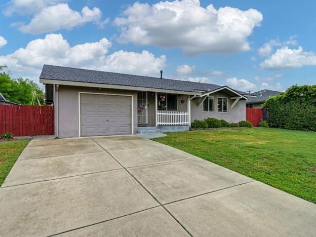 7042 Larchmont Dr, North Highlands, CA 95660