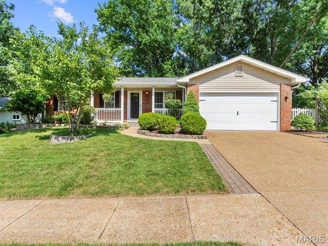 7042 Yellow Jacket Pl, Saint Louis, MO 63129