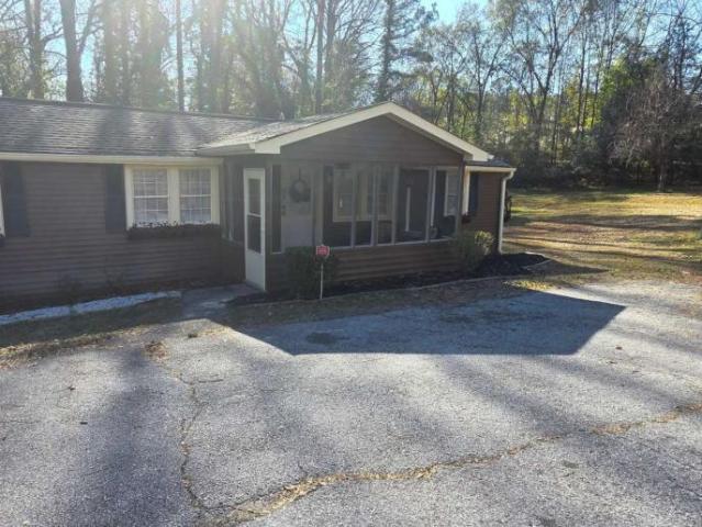 7043 S Goddard Road