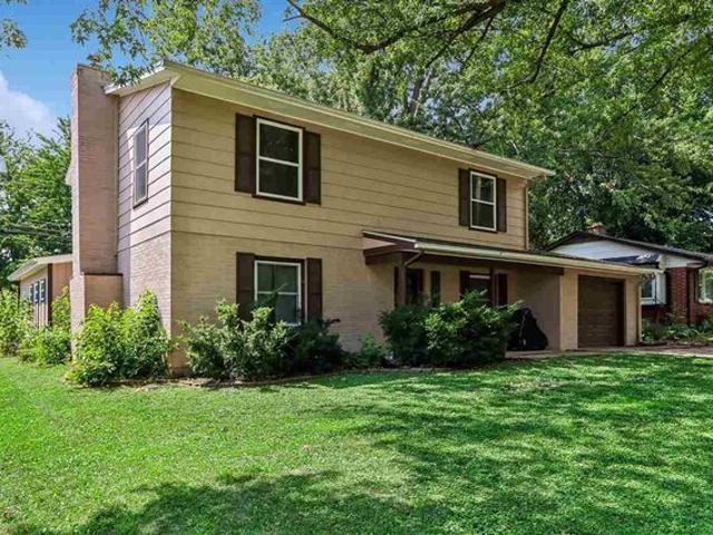 704 14th Ave, Coralville, IA 52241