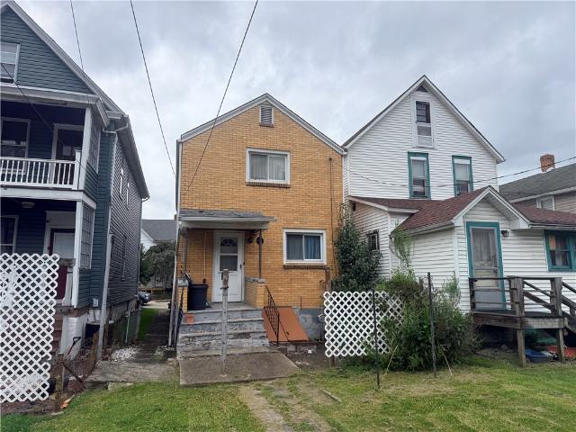 704 5th Ave