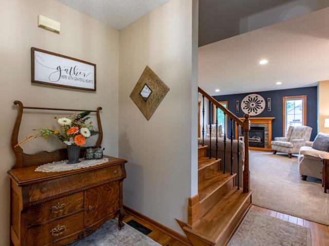 704 Country Estate Court SE