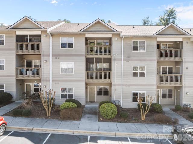 704 Carlyle Way, Asheville, NC 28803 | MLS #4353 | Compass