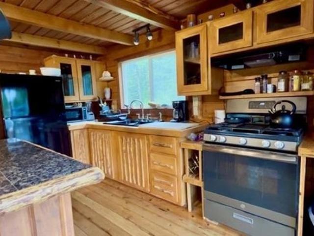 704 Alaska Cedar Ct, Coffman Cove, AK 99918