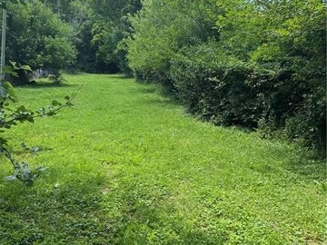 704 Boiling Spring Rd, New Albany, IN 47150