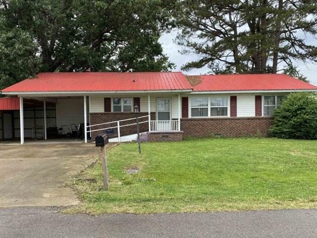 704 Barbara Ln, Walnut Ridge, AR 72476
