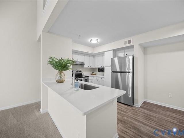 704 Bristol Village Dr Apt 301, Midlothian, VA 23114