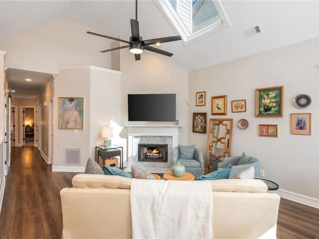704 Gardenside Cir SE, Marietta, GA 30067 | Compass