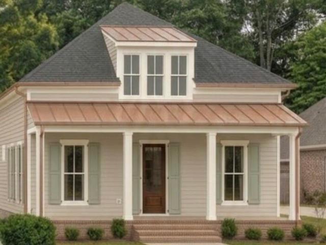 704 Green Oaks Circle
