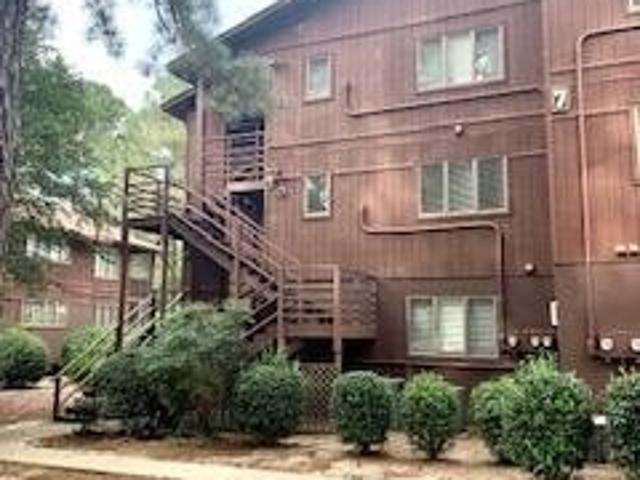 704 Dover St, Southern Pines, NC 28387