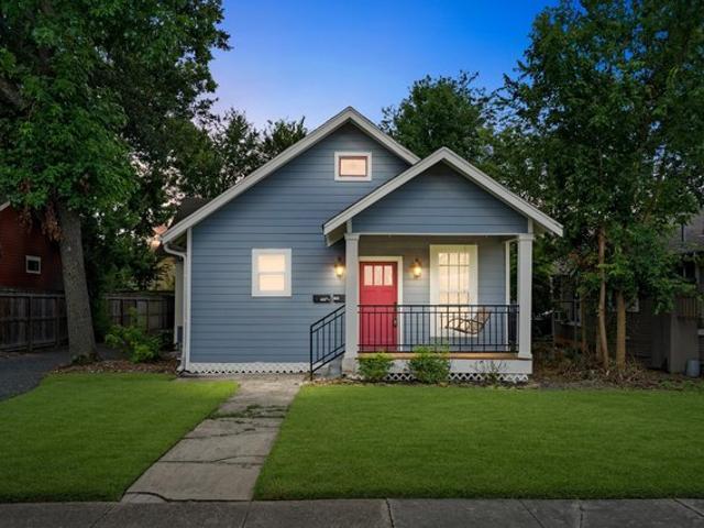 704 E 11th 1/2 St, Houston, TX 77008