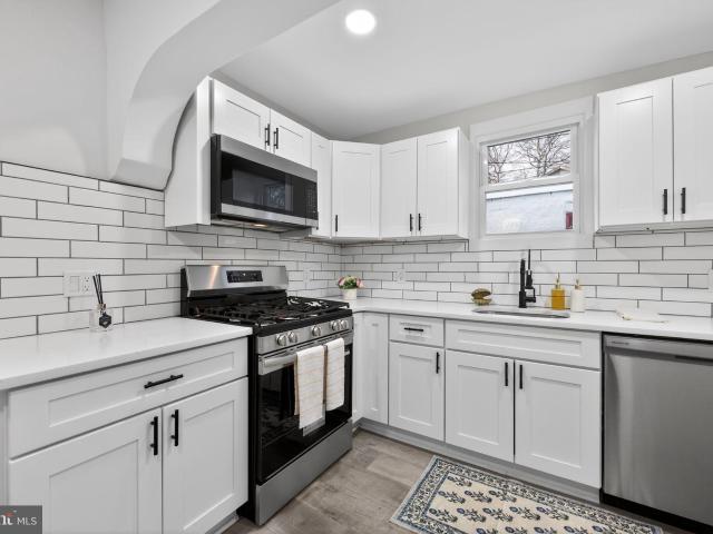 704 E 18th St, Chester, PA 19013 | MLS #PADE2105 | Compass